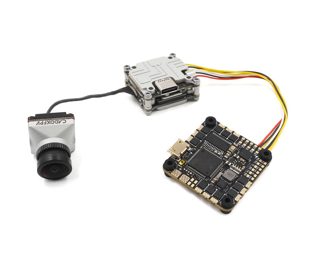 Полётный контроллер GEPRC GEP-F722-35A AIO купить в Москве в интернет ...